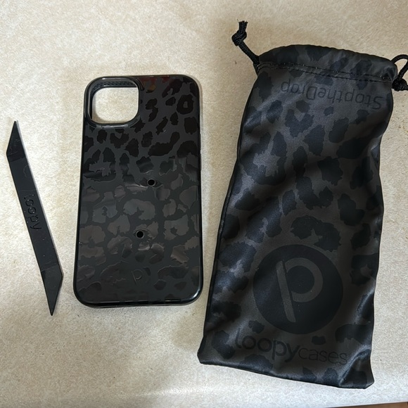 Loopy Case | Cell Phones & Accessories | Loopy Case For Iphone 3 | Poshmark